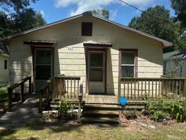 633 3rd St, Mamou, LA 70554