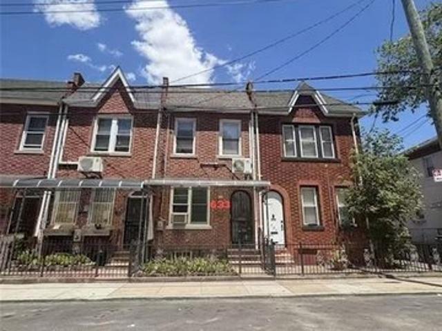 633 71st St, Brooklyn, NY 11209