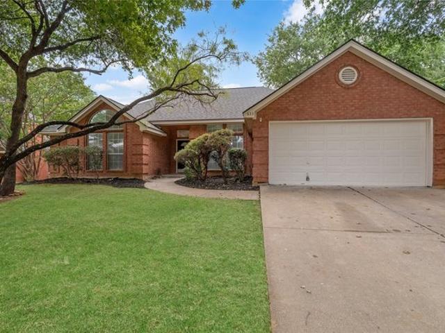 633 Cardinal Ridge Rd, Burleson, TX 76028