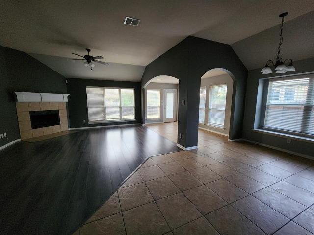 633 Grayson Lane