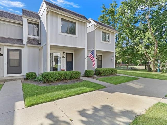 633 Dove Ct, Grayslake, IL 60030