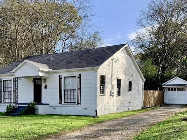 633 E Barbara St, Tyler, TX 75701