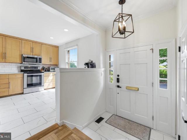 633 E Main Street # B2
