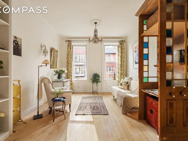 633 East 11th Street, New York, NY