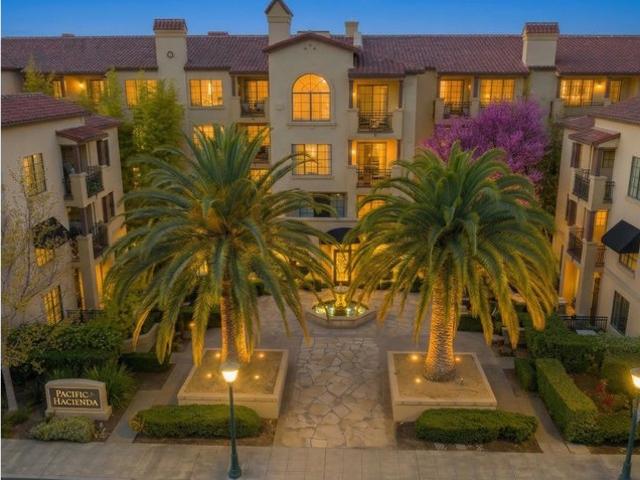 633 Elm St Apt 209, San Carlos, CA 94070