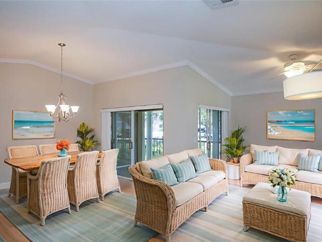 633 Estuary Dr, Bradenton, FL 34209 | MLS #A4677 | Compass