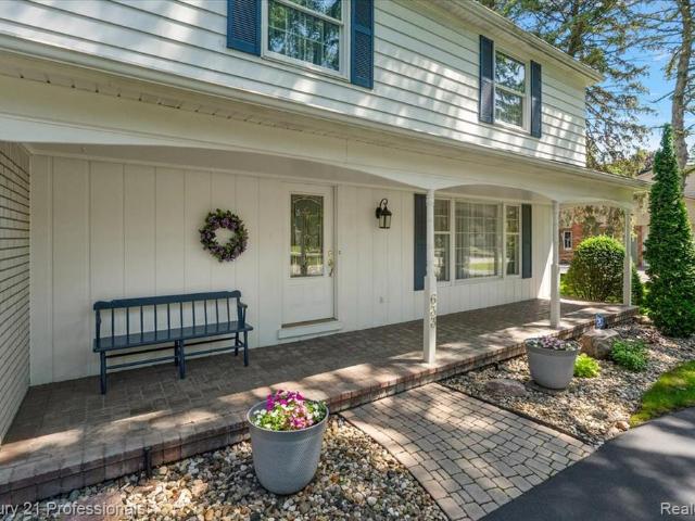633 Foxhall Road