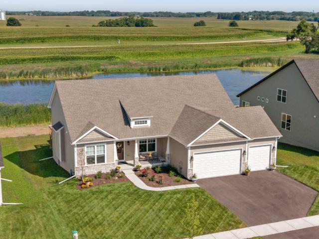 633 Houtz Circle