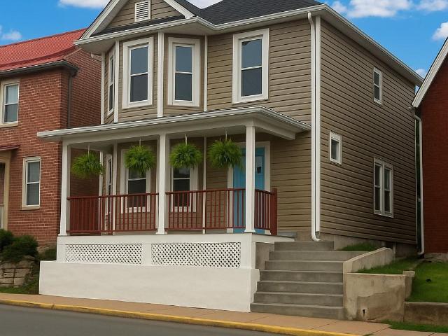 633 N Queen Street