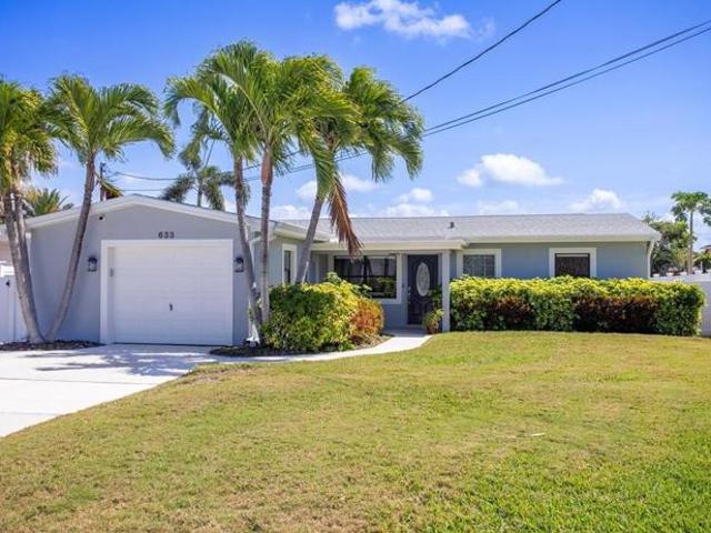 633 Normandy Rd, Madeira Beach, FL 33708