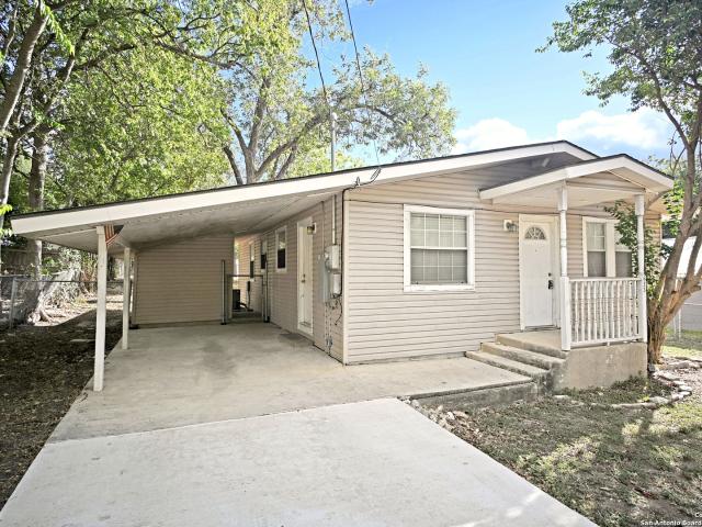 633 S Academy Ave, New Braunfels, TX 78130 | MLS #1926 | Compass