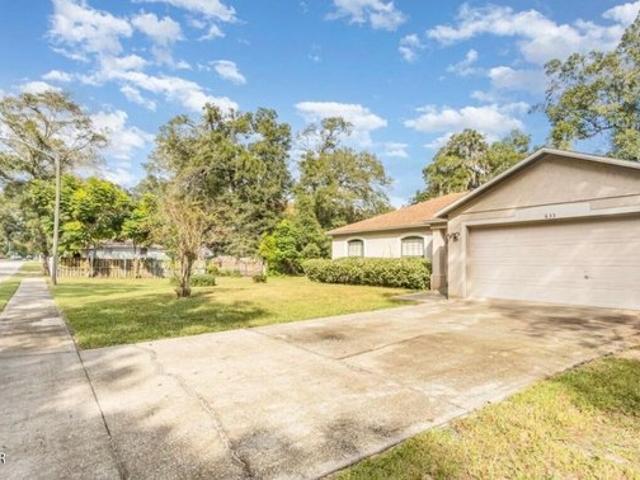 633 S High St, Deland, FL 32720