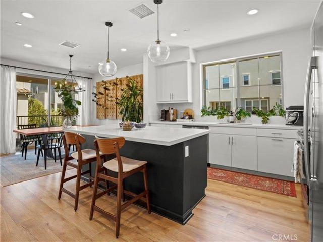 633 S Motif St, Anaheim, CA 92805