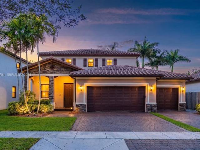 633 SE 35th Ter, Homestead, FL 33033