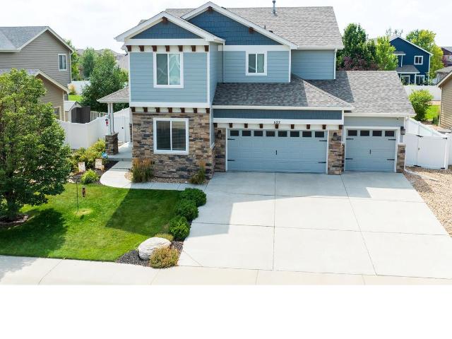 633 Shoshone Court