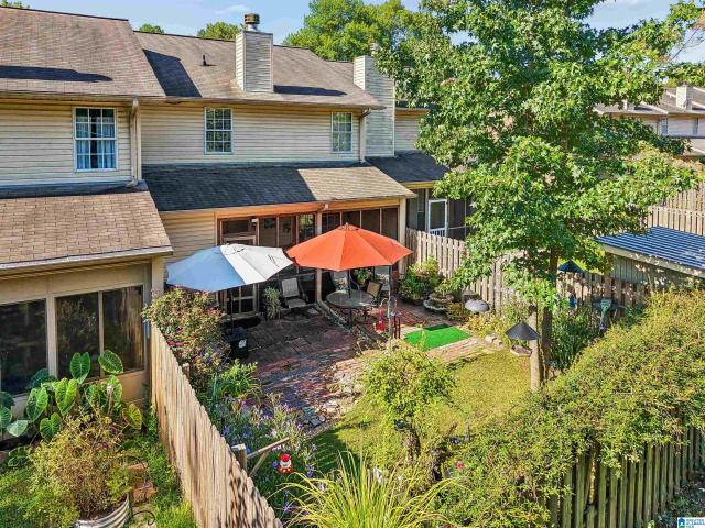 633 Parkside Circle