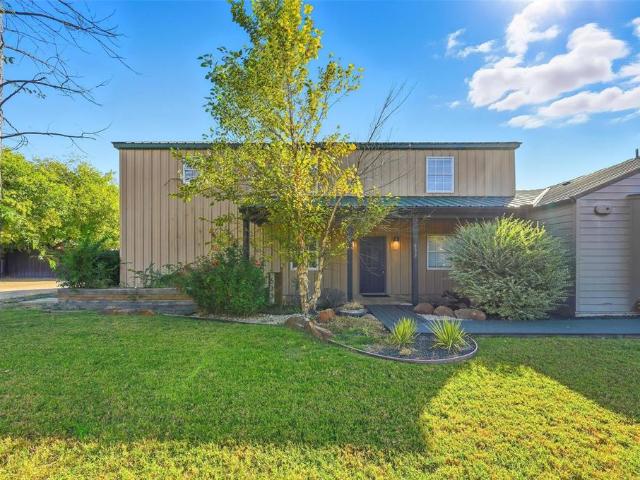633 Rose Garden Drive # 2