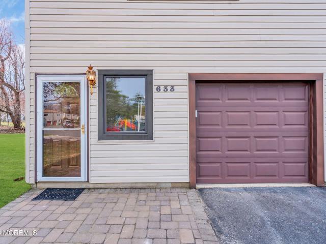 633 Randall Way
