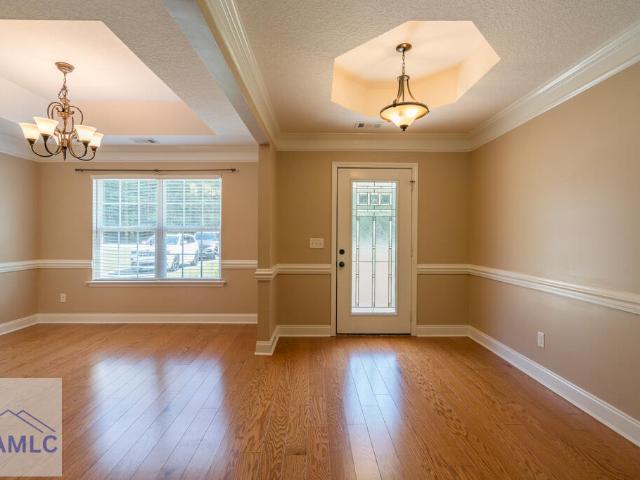 633 Wilkinson Road NE