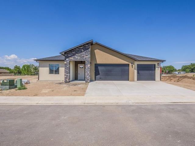 633 Thunder Ln, Grand Junction, CO 81504