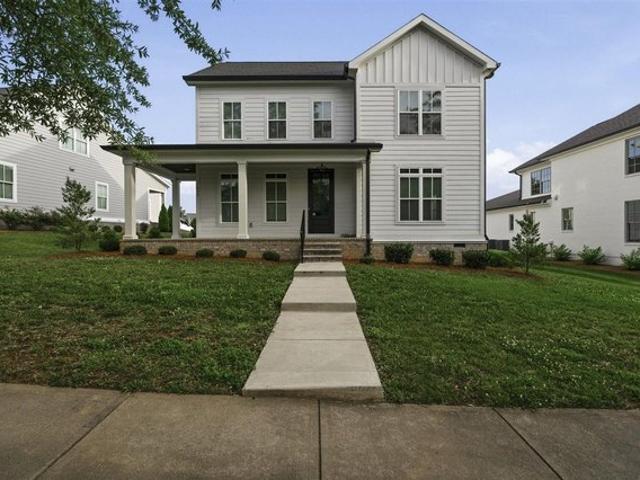 633 Village Way, Bowling Green, KY 42103