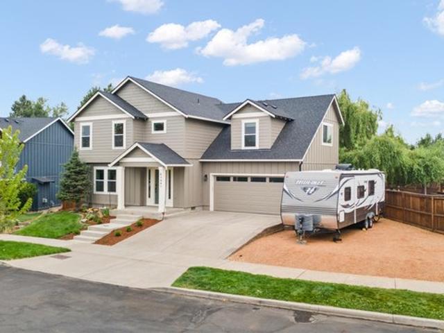 63441 Stacy Ln, Bend, OR 97701