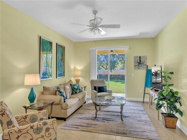 6345 Oxford Cir Unit 101A, Vero Beach, FL 32966