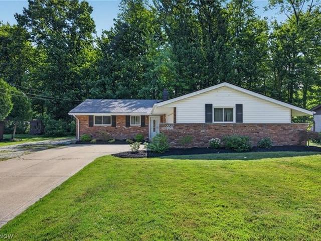 6347 Meldon Dr, Mentor, OH 44060