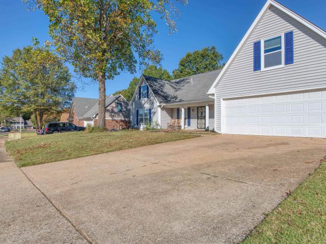 6348 eastbrier dr