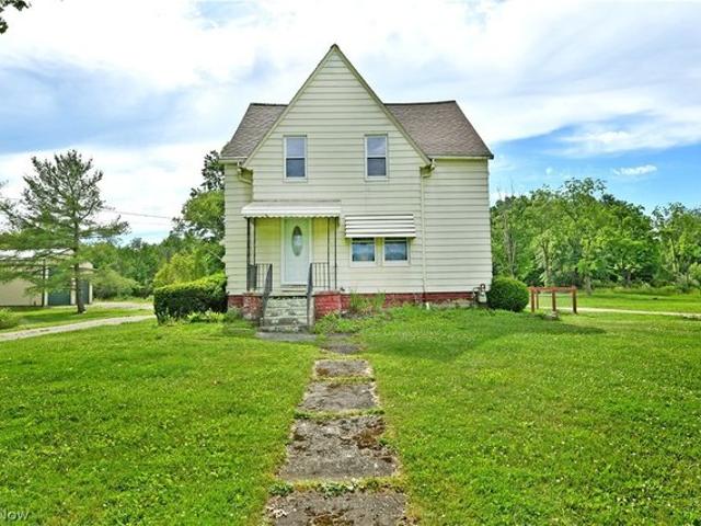 6349 Downs Rd NW, Warren, OH 44481