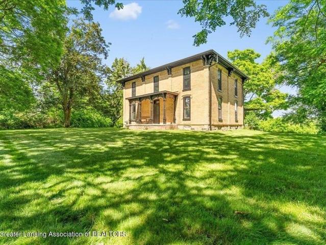 6340 N Hartel Rd, Potterville, MI 48876