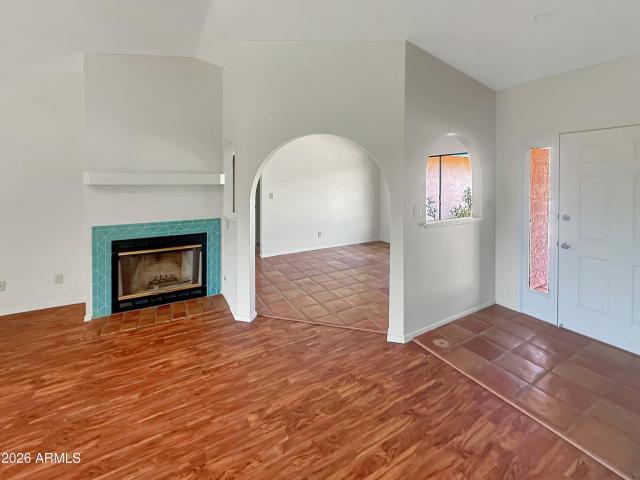 6340 s calle de la mango