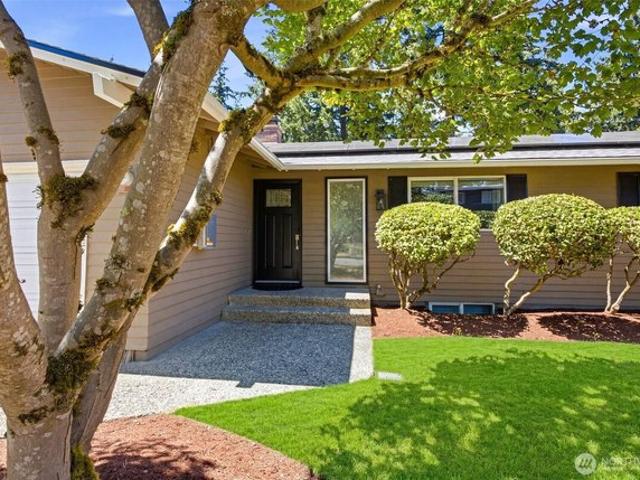 6341 st Ave SE, Bellevue, WA 98006