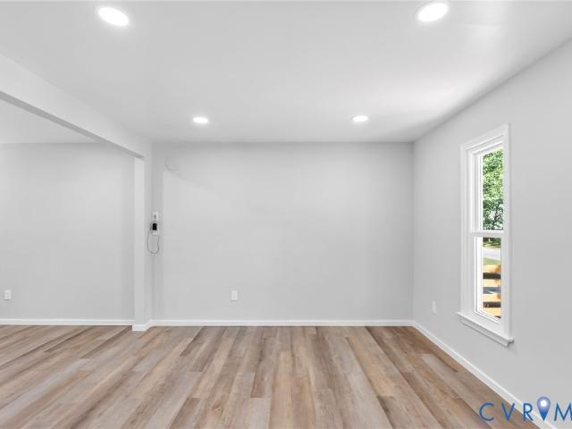 6342 Amasis Court