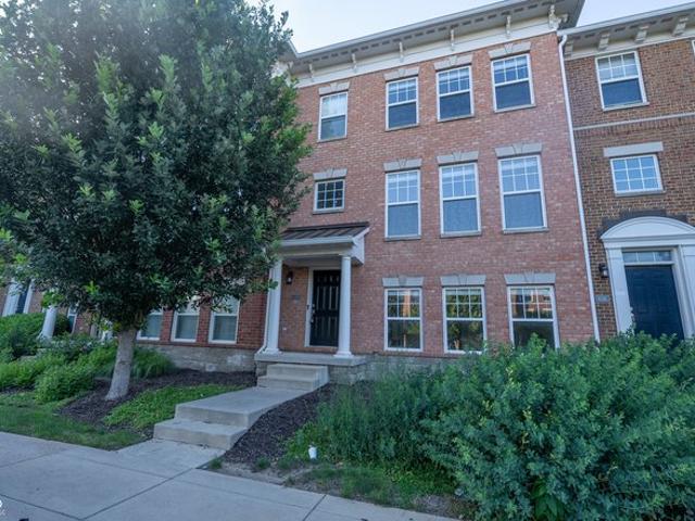 6342 Central Blvd, Whitestown, IN 46075