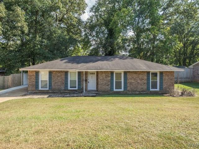 634 Cardinal Ln, Prattville, AL 36067