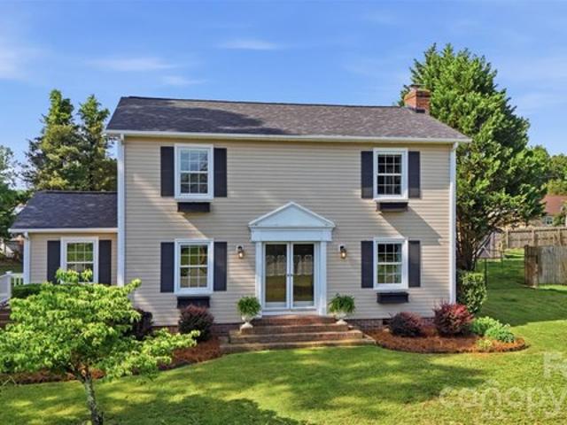 634 Carson Rd, Gastonia, NC 28052