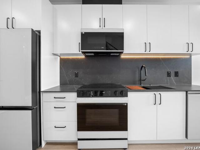 634 Central Parkway, Unit 1114