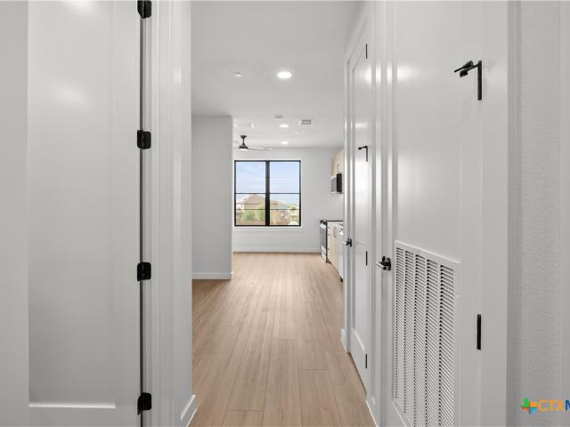 634 Central Parkway 1212