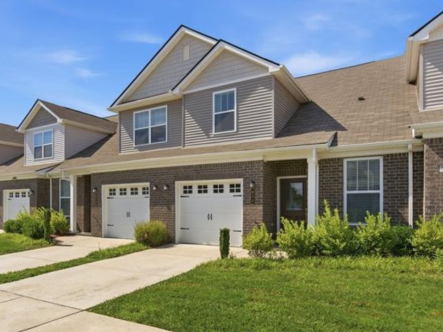 634 Birdie Dr, Spring Hill, TN 37174