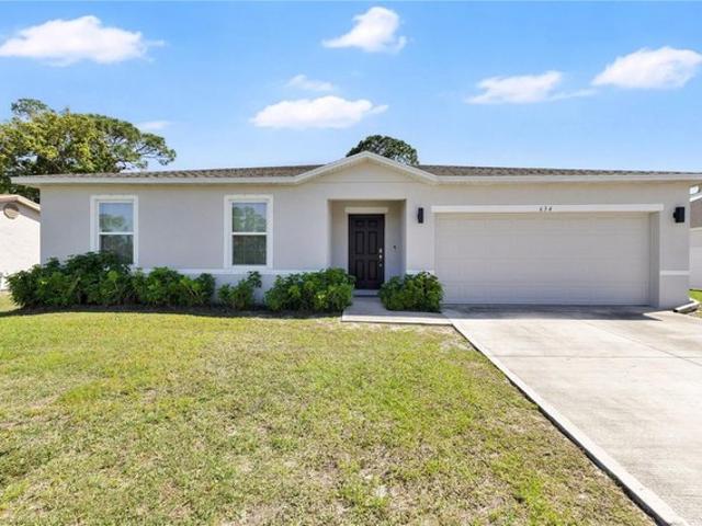 634 Brickell St SE, Palm Bay, FL 32909