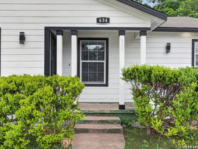 634 Drake Ave