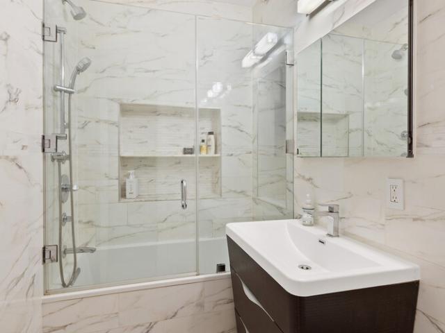 634 E 14TH Street 4