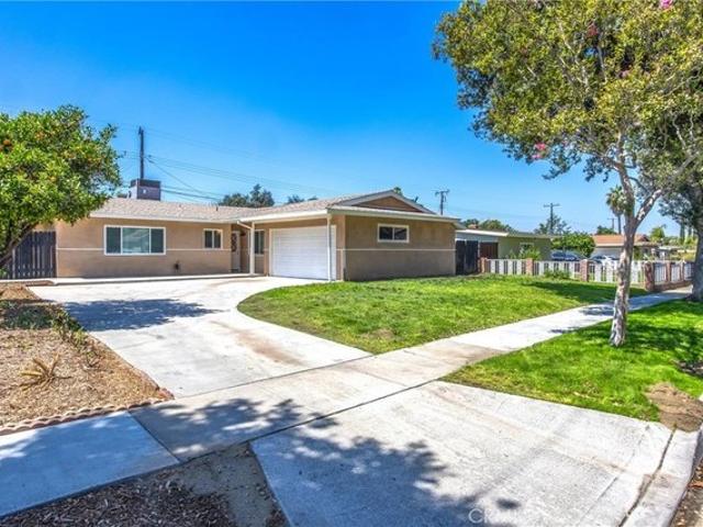 634 E Pioneer Ave, Redlands, CA 92374