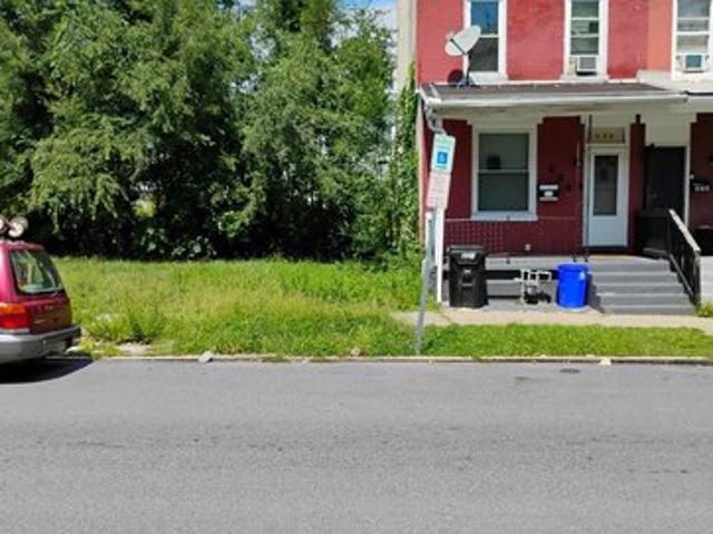 634 Emerald St, Harrisburg, PA 17110