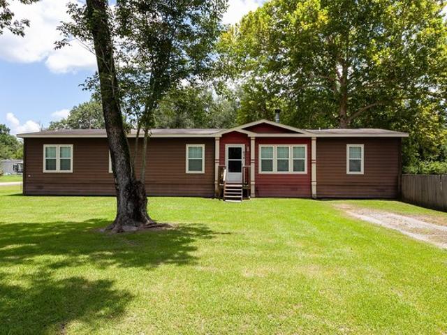 634 Kathy St, Orange, TX 77632