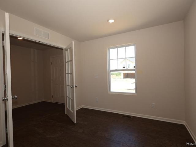 634 Harvest Way
