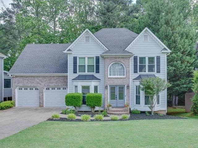 634 Overhill Dr, Woodstock, GA 30189