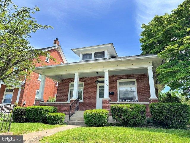 634 Main St, Red Hill, PA 18076