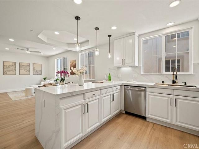 634 Meyer Ln Unit D, Redondo Beach, CA 90278